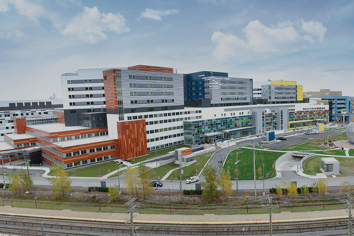 Centre Universitaire de Santé McGill (CUSM) - Acier AGF